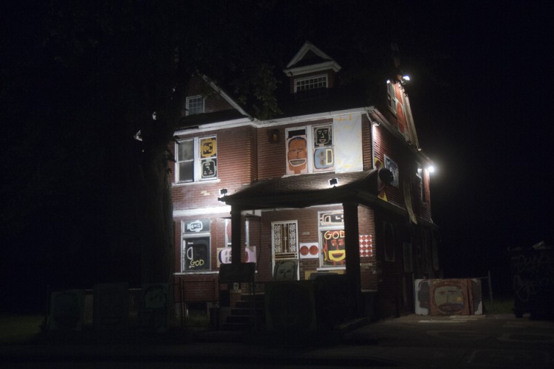Detroit at night: Exploring dark neighborhoods, downtown’s bright ...
