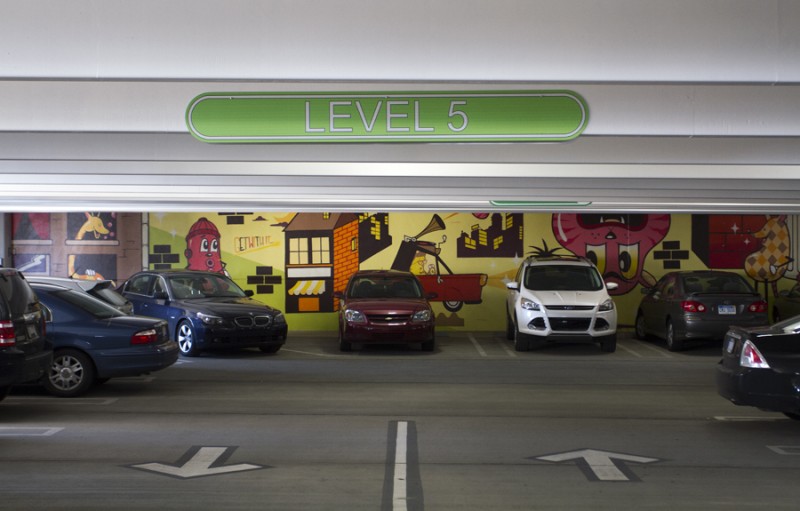 23 images of downtown Detroit’s mural-splashed parking garage – Motor ...